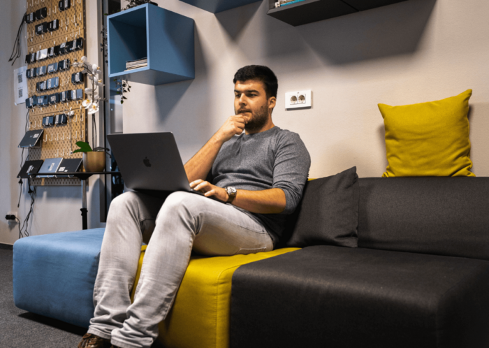 Full-service software development | DECODE